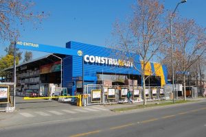 Familia Ruiz-Tagle asegura control absoluto de Construmart tras ...